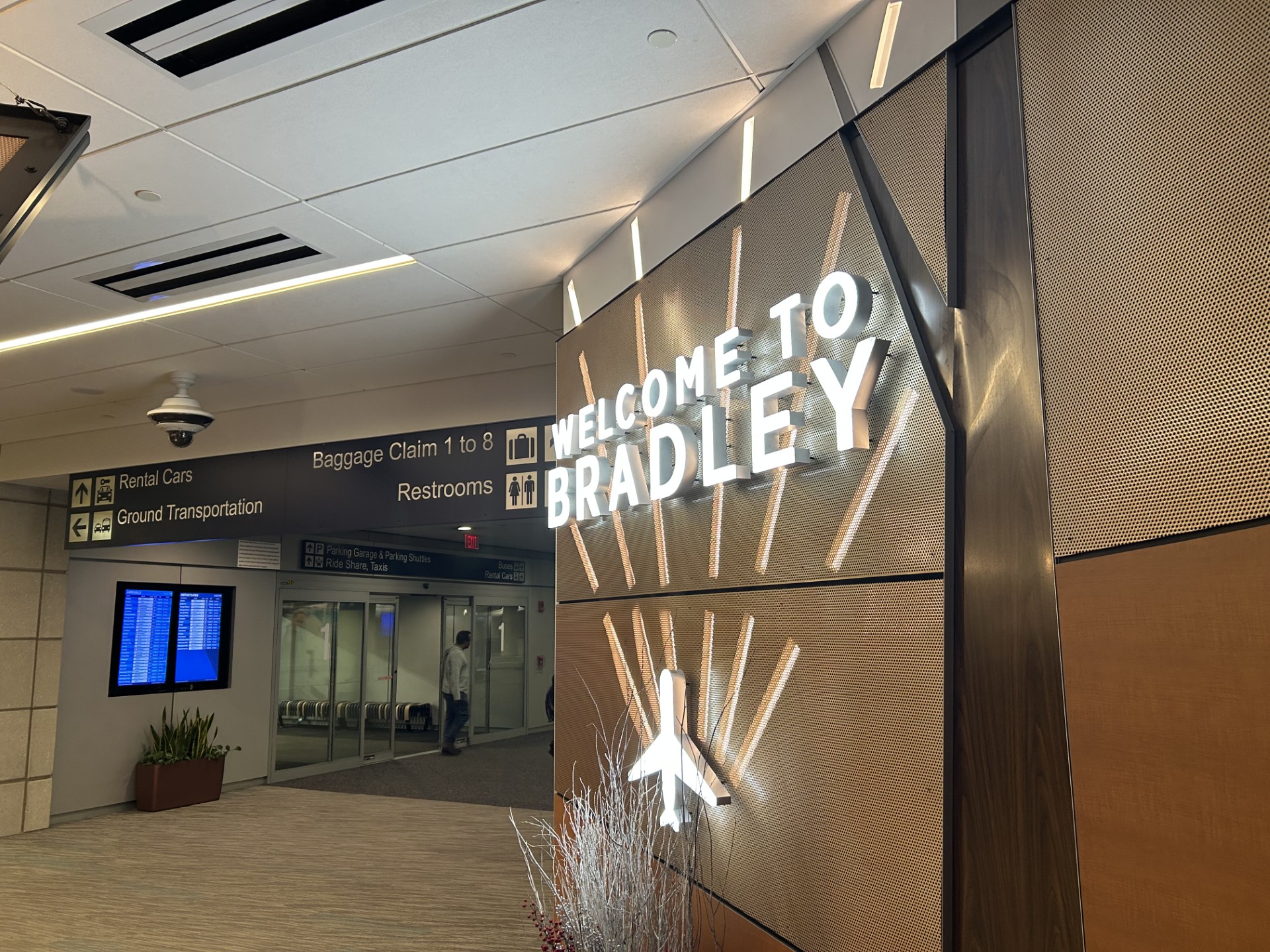 Travelers see changes at Bradley Airport ahead of a busy holiday travel ...