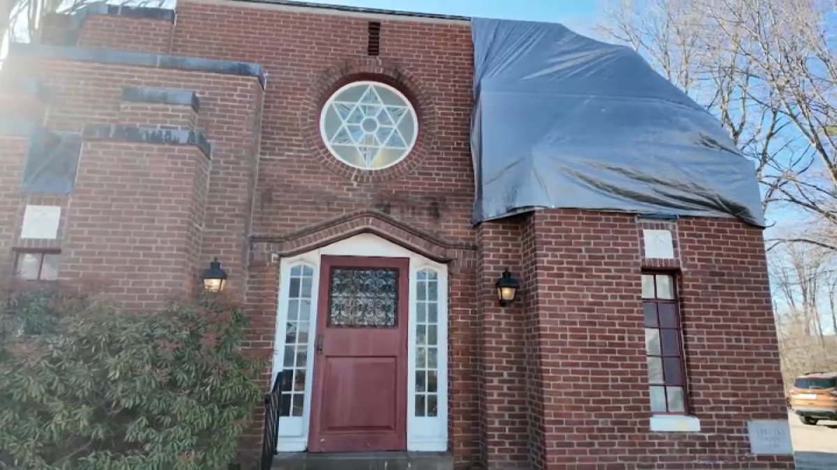 Hebron synagogue needs repairs after decades of wear and tear – NBC ...