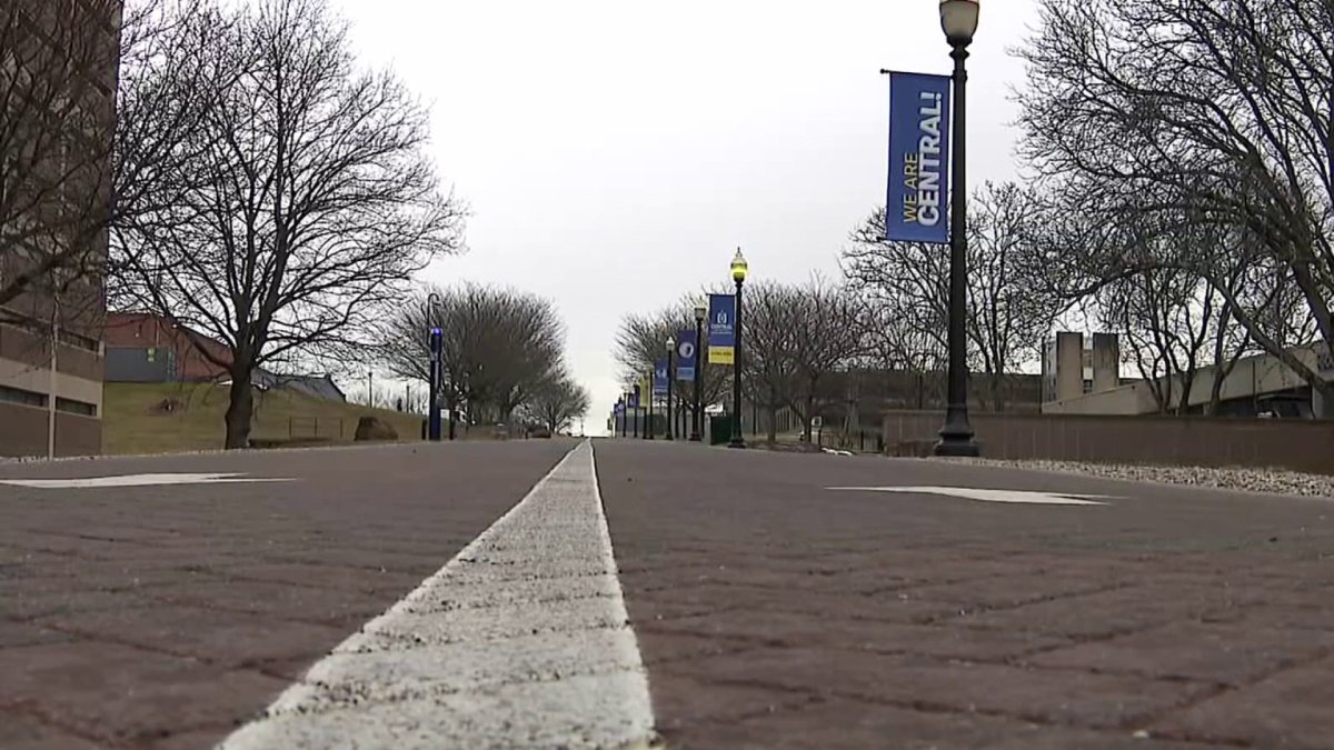 More Connecticut seniors are getting college acceptances without ...