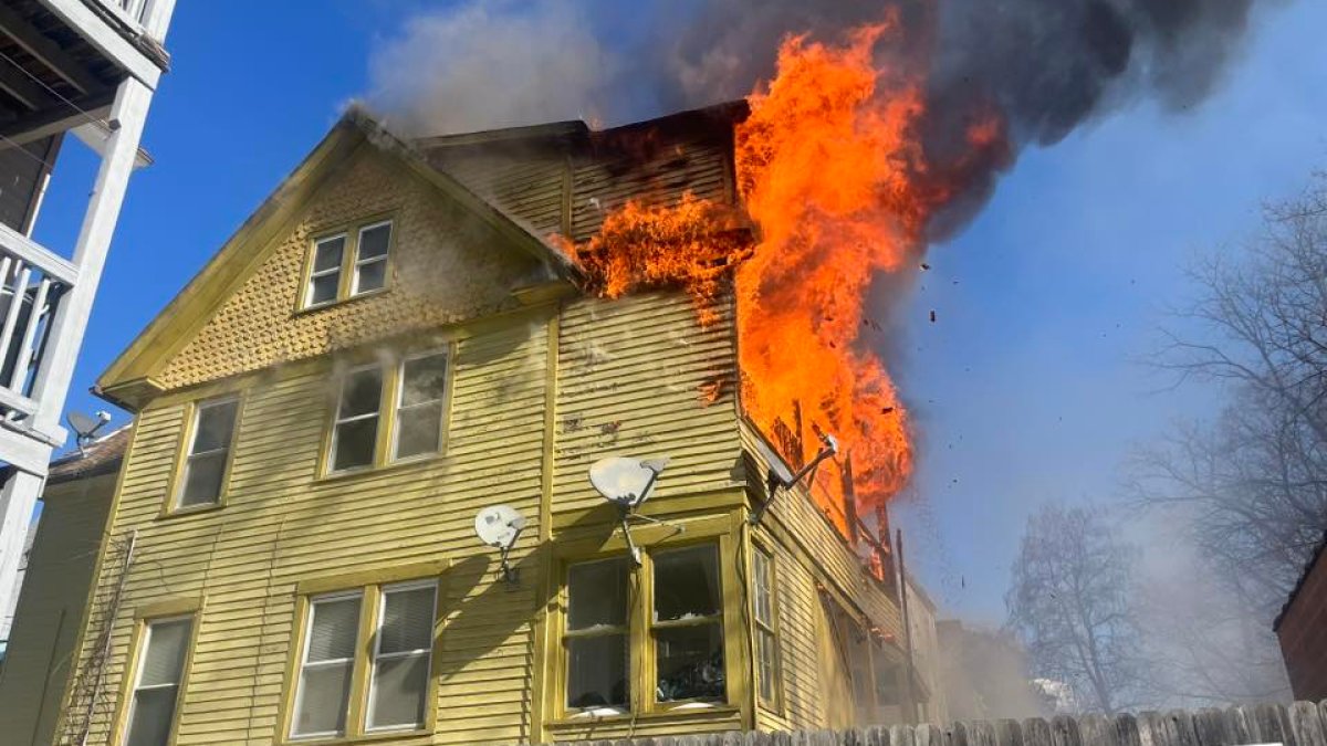 Structure fire leaves Ansonia home uninhabitable – NBC Connecticut