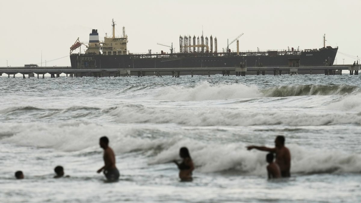 U.S. seizes fifth tanker in Venezuela oil crackdown – NBC Connecticut