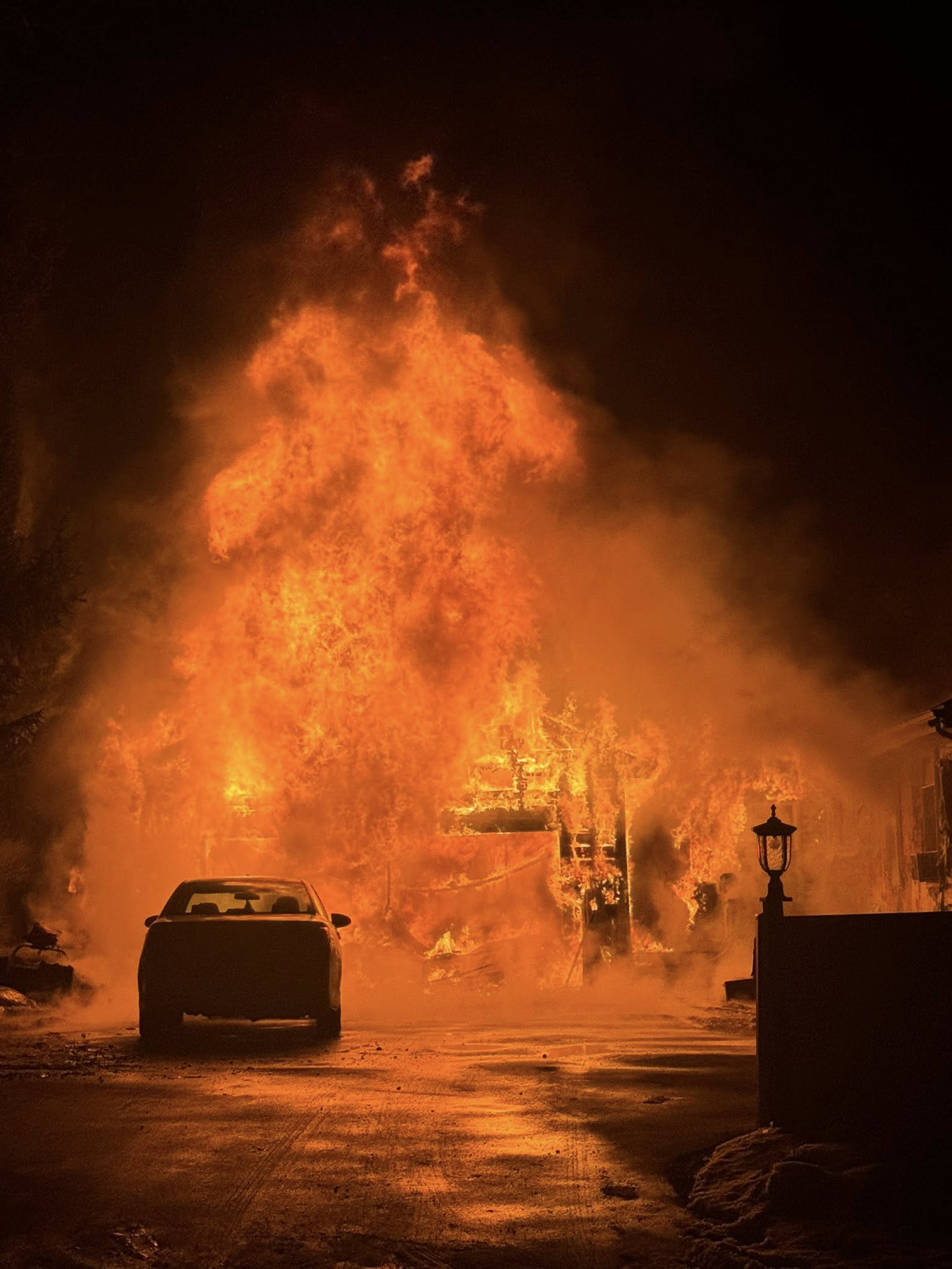 One injured after garage fire in Plainfield – NBC Connecticut