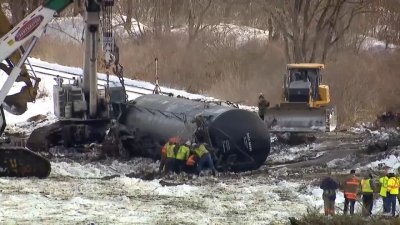 No leaks reported as crews work to clean up Mansfield train derailment ...