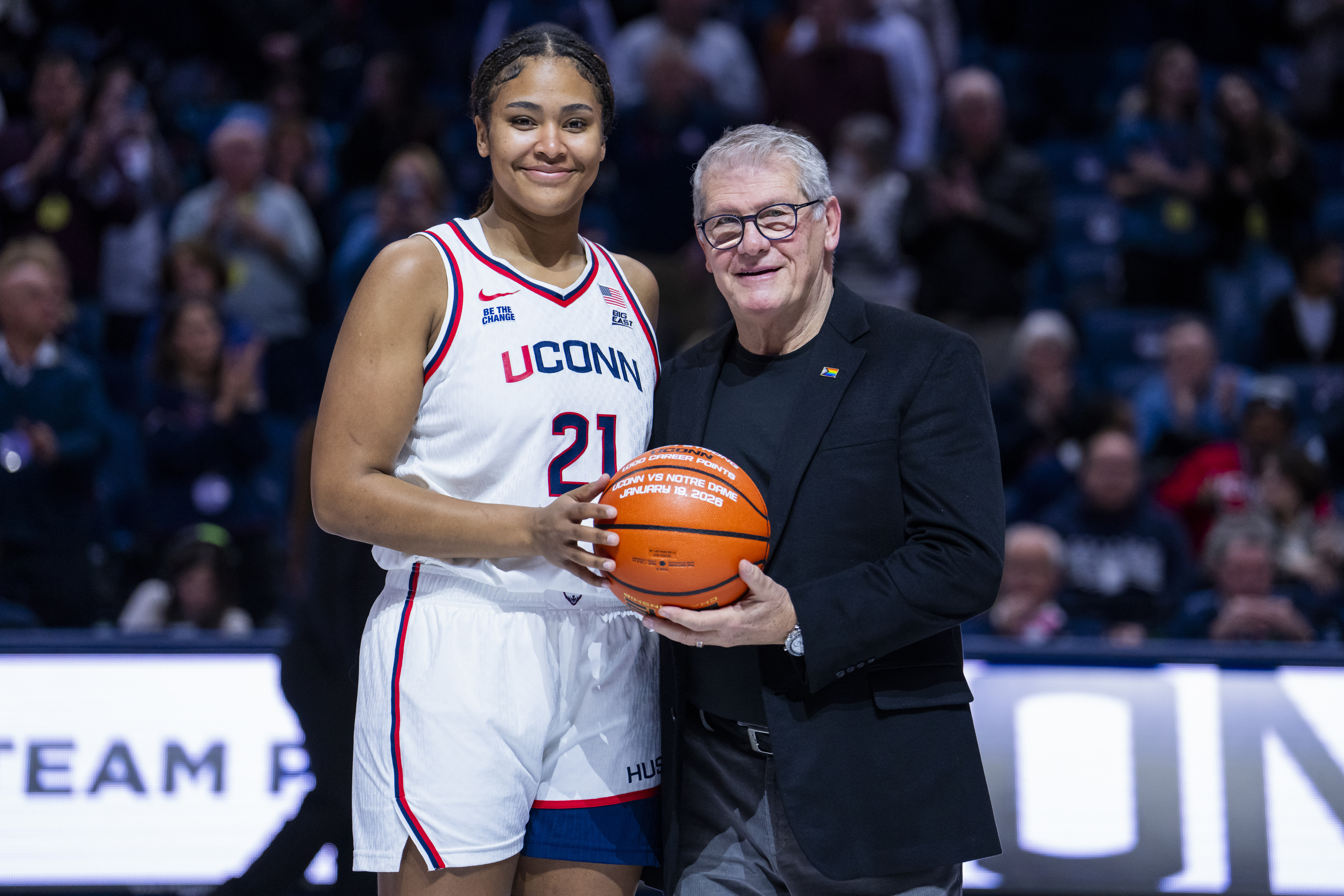 UConn women’s basketball earns five major Big East awards – NBC Connecticut