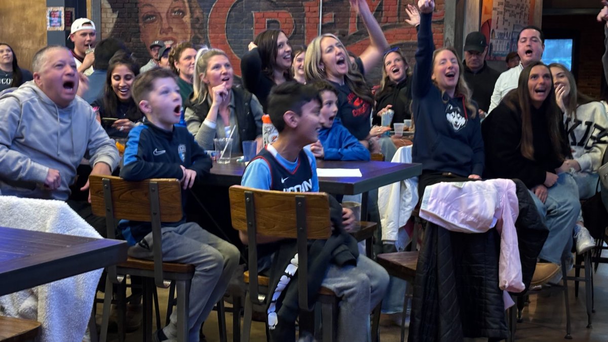 UConn fans thrilled with men’s and women’s basketball teams making the ...