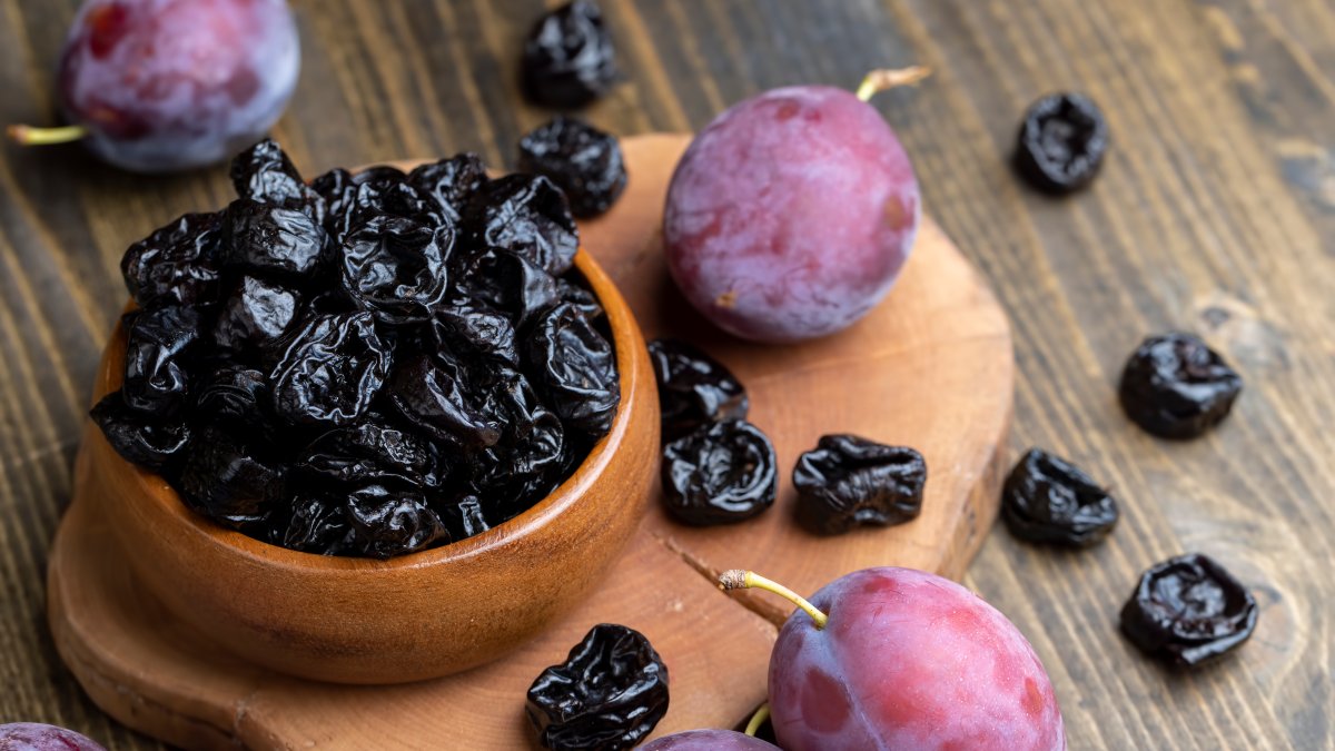 Can eating prunes daily get rid of constipation? – NBC Connecticut