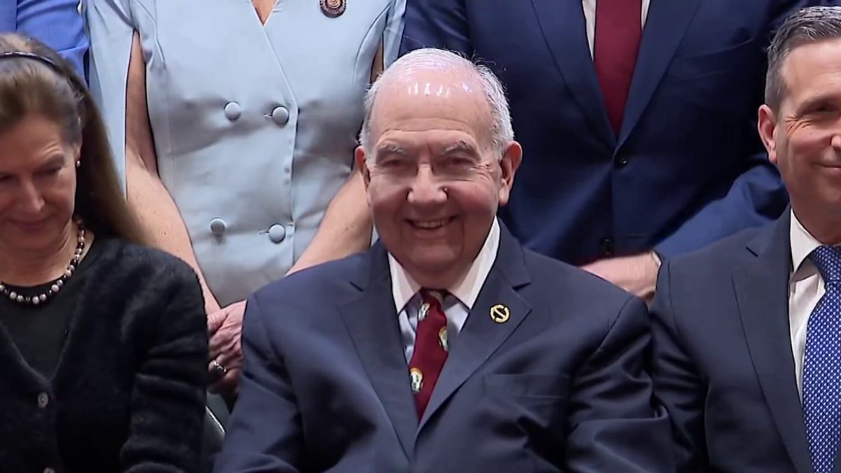 CT Senate gathers to honor retiring Sen. Martin Looney – NBC Connecticut