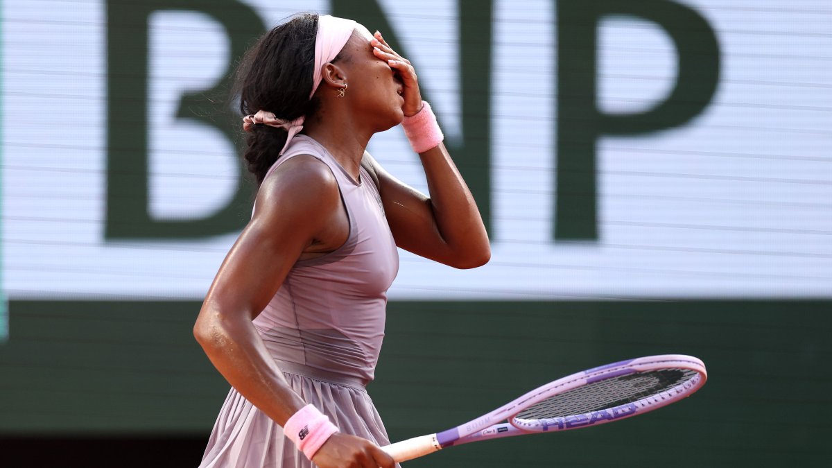 Coco Gauff loses in French Open 3rd round to Anastasia Potapova – NBC ...