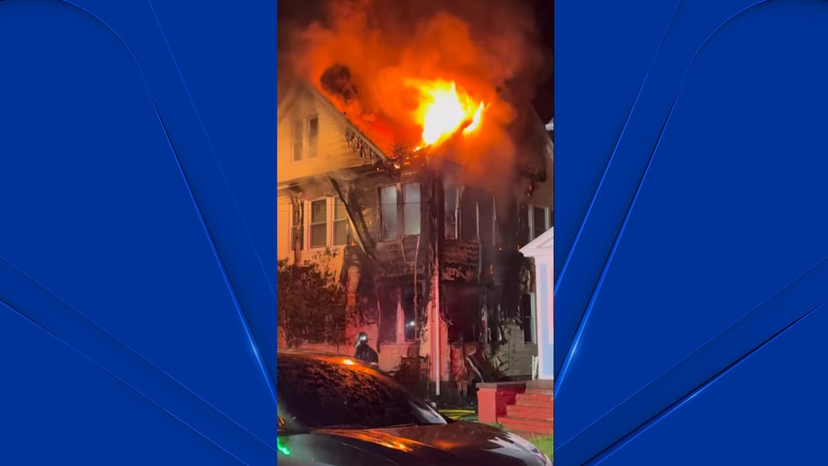 2 hospitalized after house fire in Hamden – NBC Connecticut