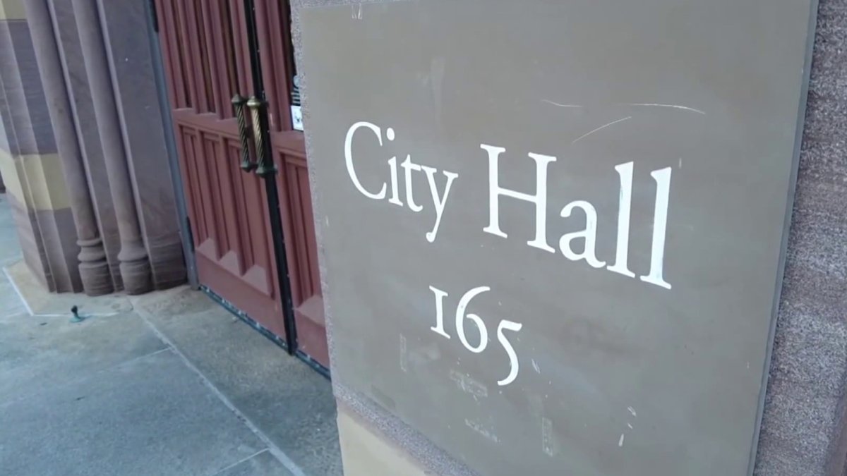 New Haven makes change to residency requirement for some city employees ...