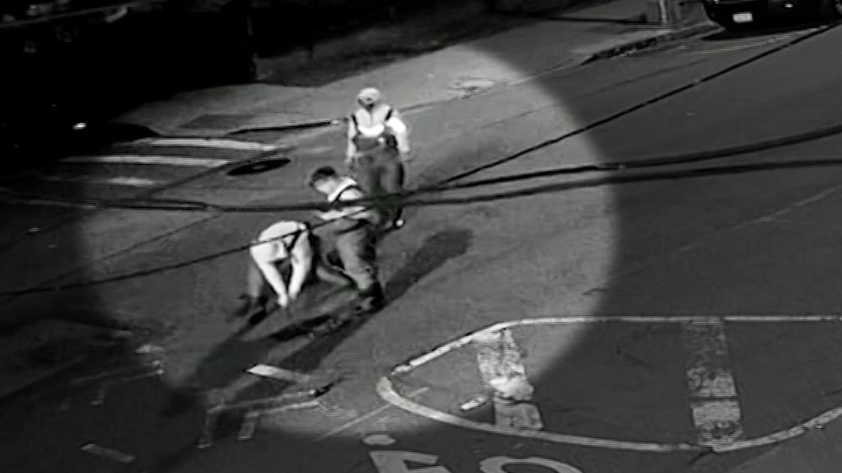 New video shows group enter NYC sewer via manhole – NBC Connecticut