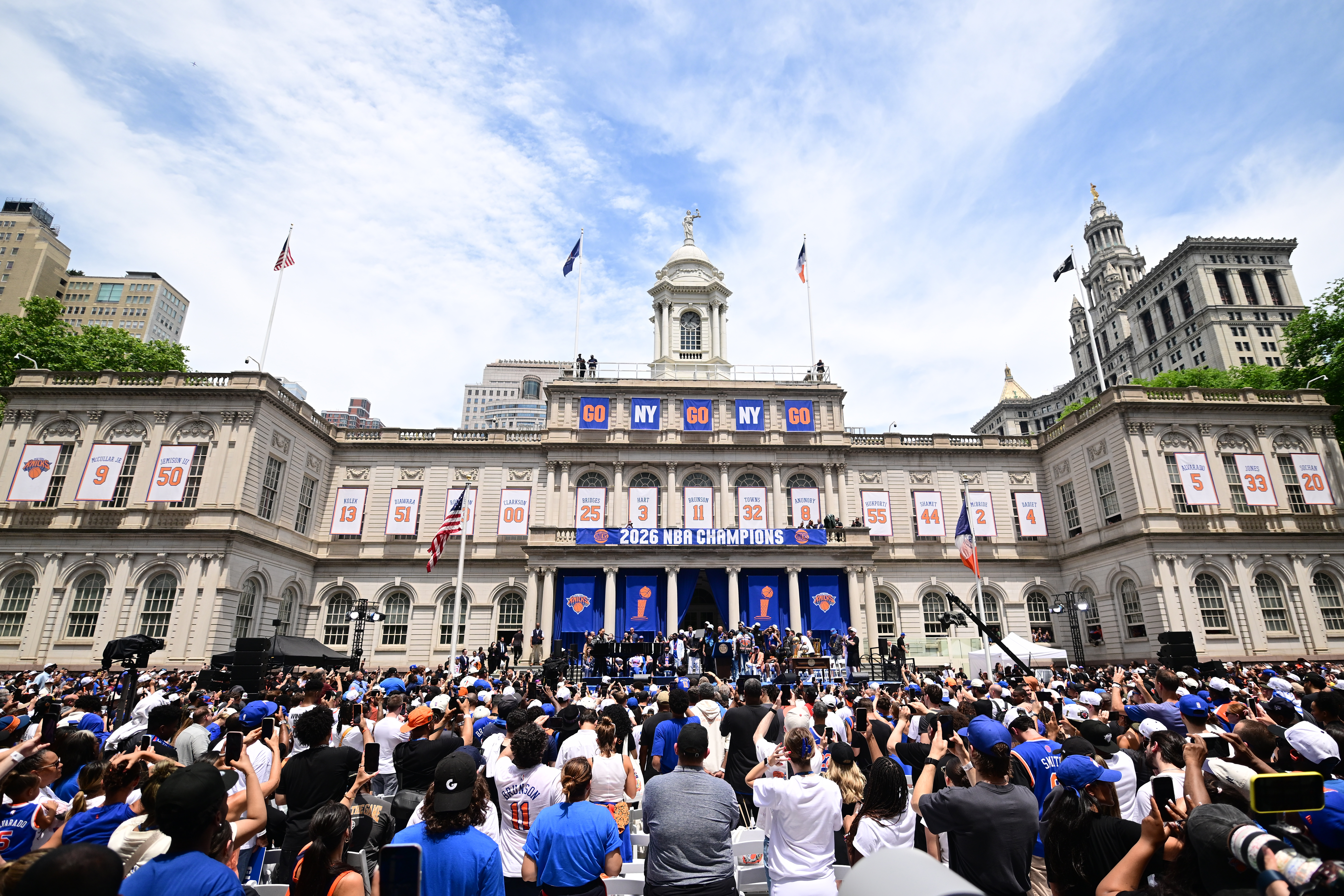 Patrick Ewing retired number incorrectly used at Knicks’ parade – NBC ...